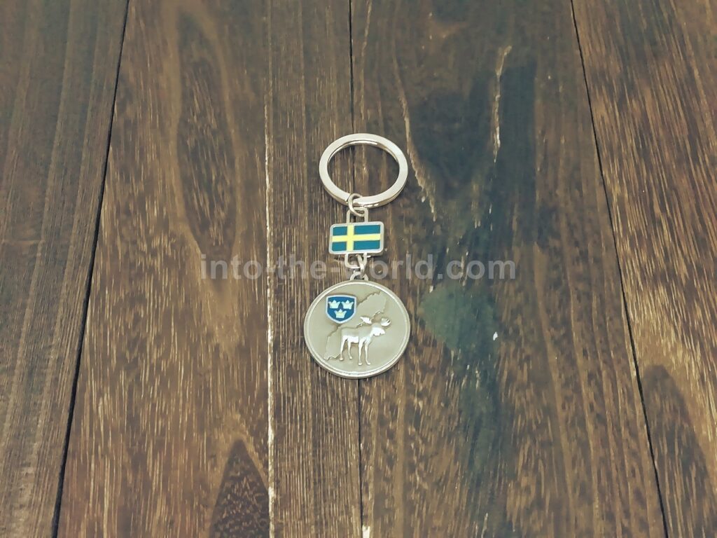 【世界のお土産】スウェーデンのキーホルダー｜ヴァイキング船関連 | Into the World
